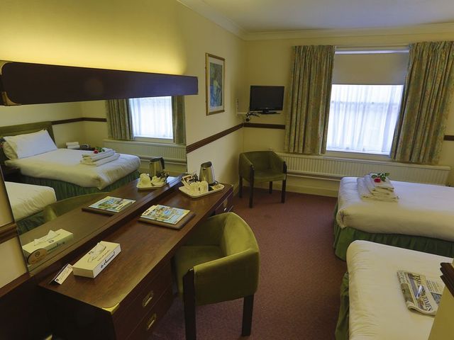 Our Bedrooms | George Hotel